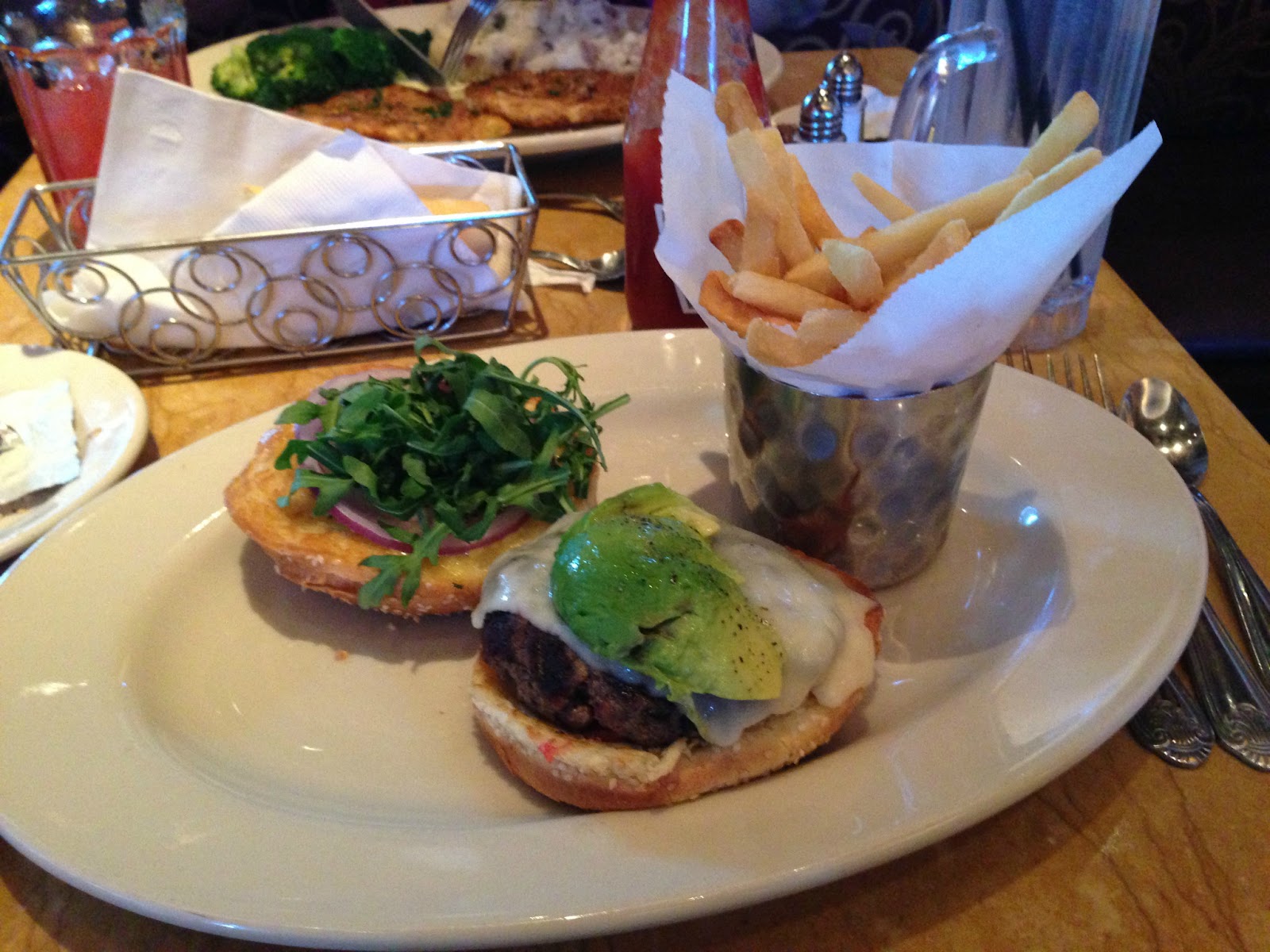 Burger Critic: The Cheesecake Factory, Orlando, Florida, USA