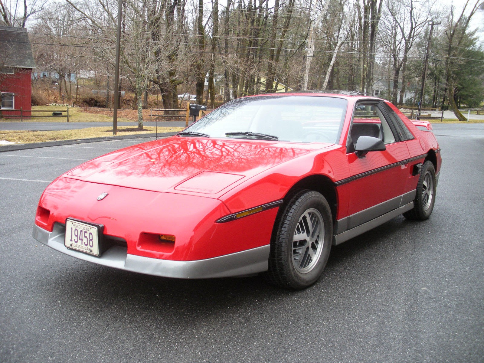 All American Classic Cars: 1985 Pontiac Fiero GT 2-Door Fastback