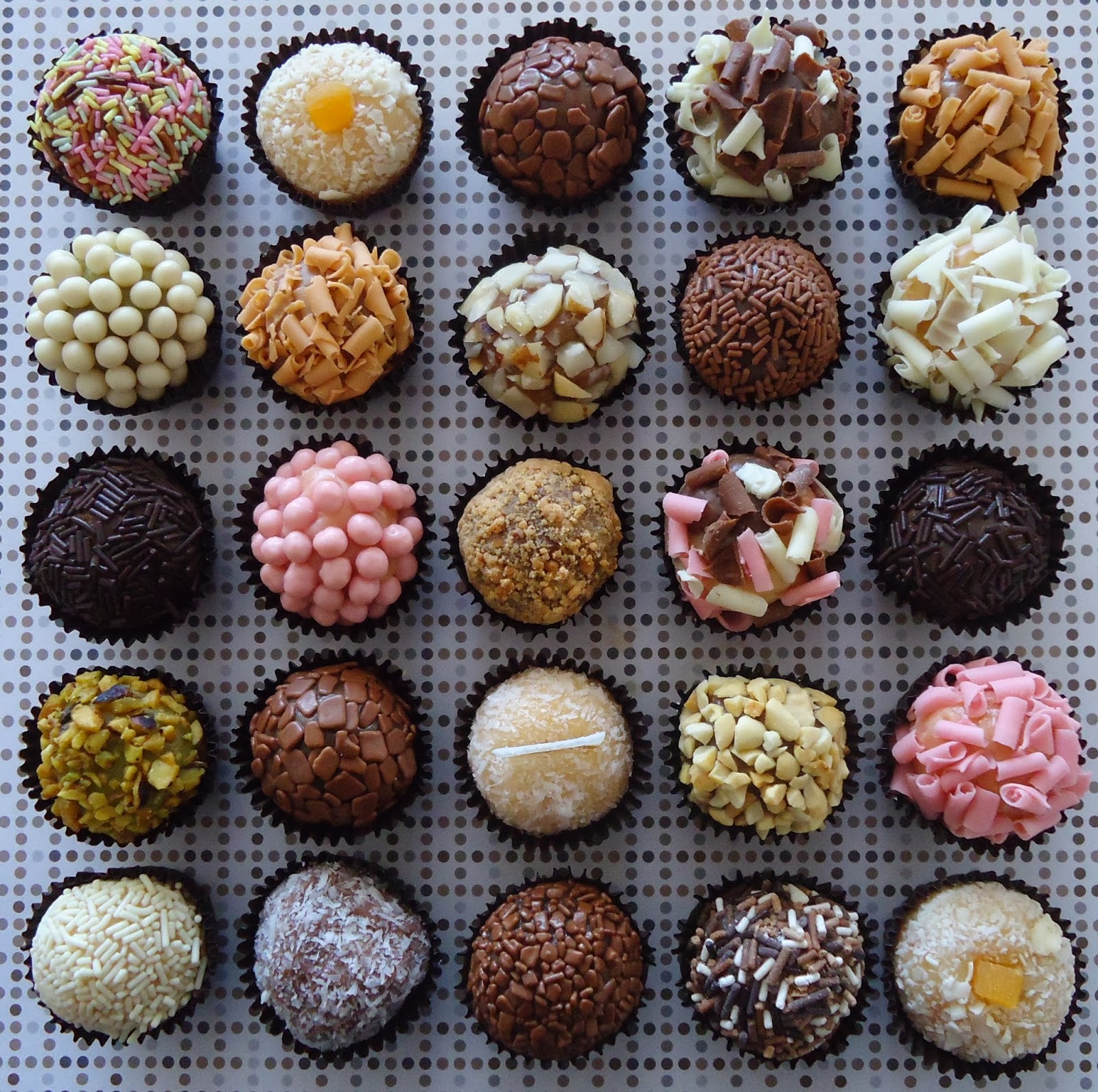 DOLCE & CIA: BRIGADEIROS GOURMET