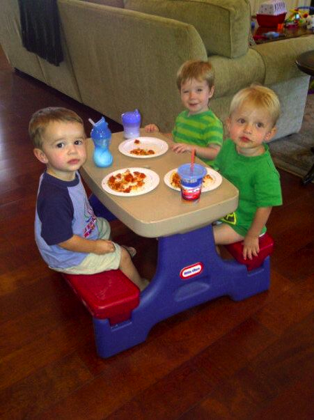 Peden's Place: Kiddie Table