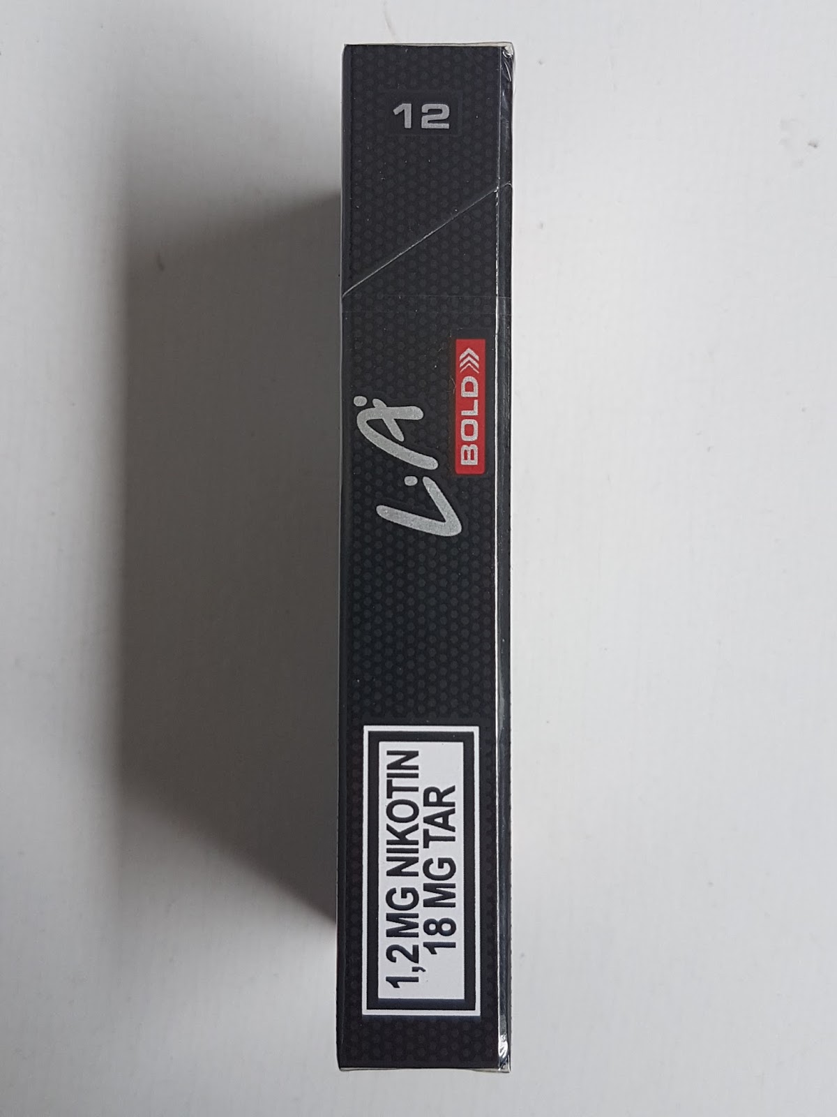 LA Bold isi 12 Batang, SKM LTLN Berjenis Bold Dengan Harga Murah dari ...