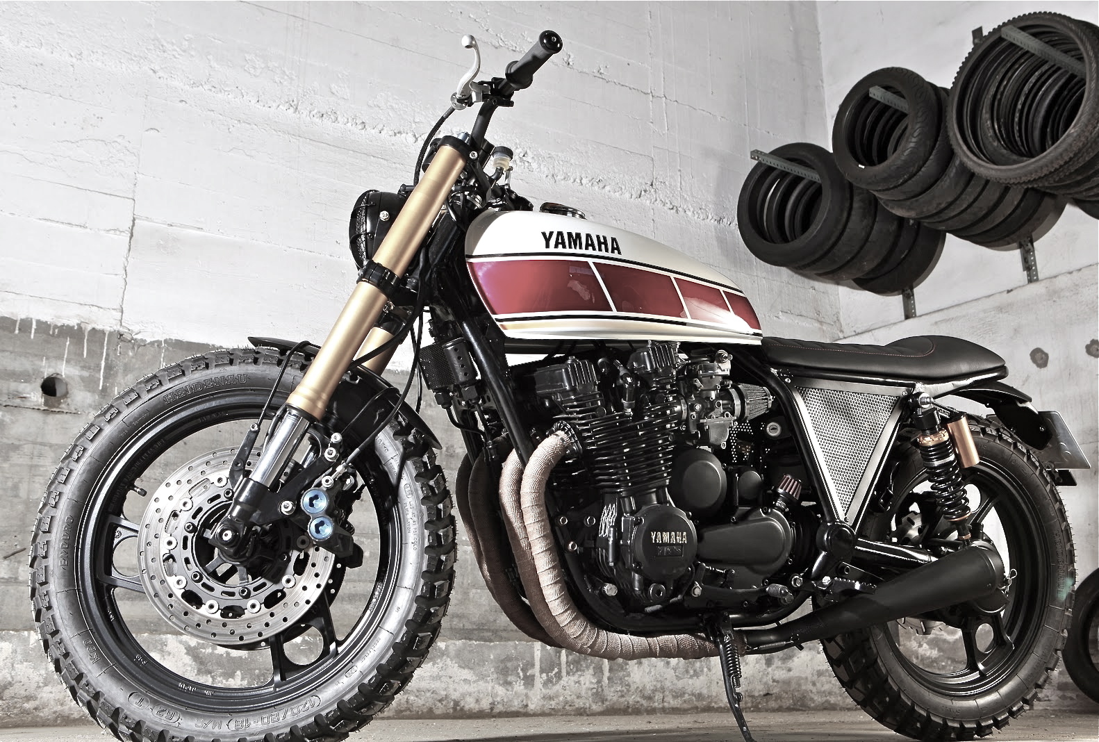 CAFÉ RACER 76: Yamaha XJ900 by Tarmac