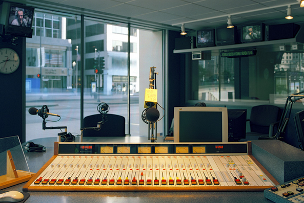 Media Confidential: WGN Cuts The Ribbon On Renovated Showcase Studio