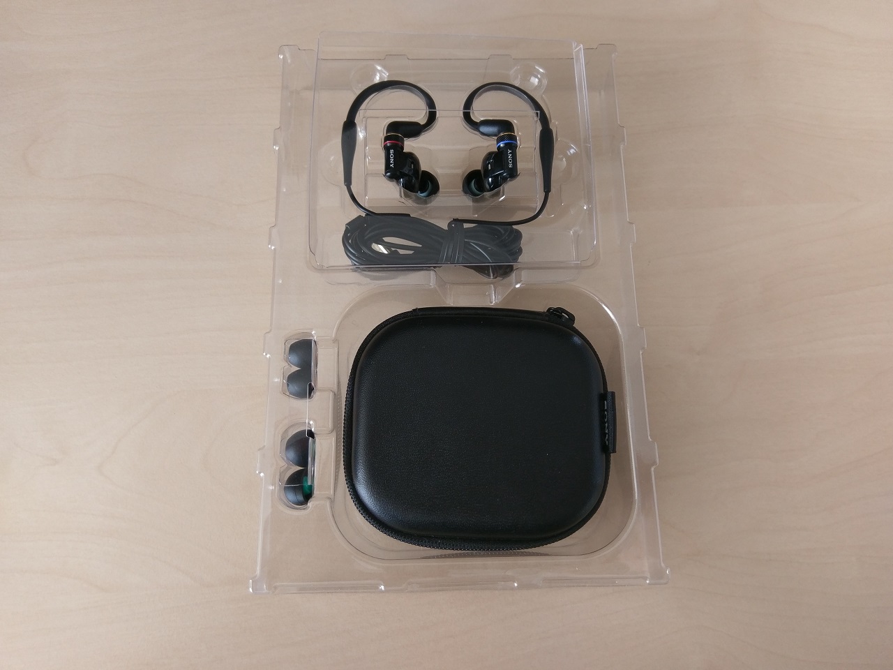 Sony EX800ST (Sony MDR-7550) Recenzja