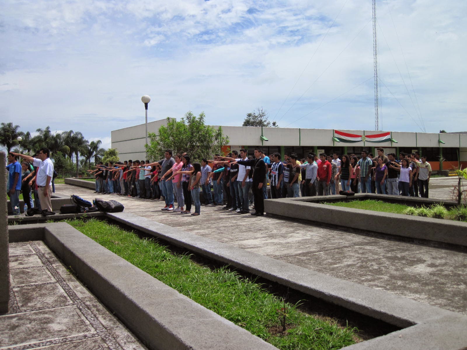 Instituto Tecnologico Superior de Huatusco: IZAMIENTO DE BANDERA EN EL ITSH