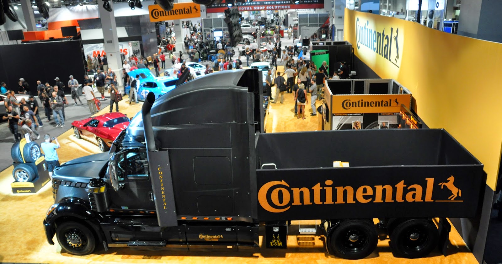 Just A Car Guy: Continental Tires brought in a mighty big semi to their ...