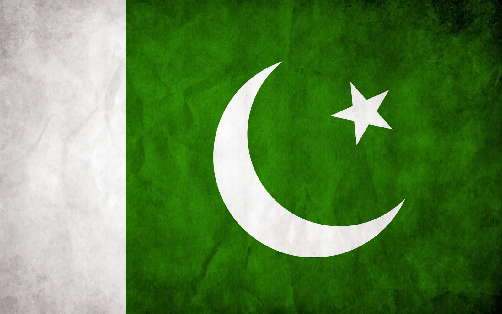Pakistan Flag - Exploring Spectacular Pakistan