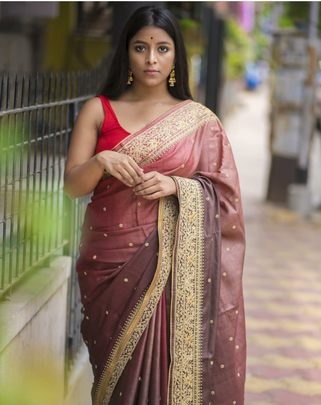 100+ Instagram Saree Model Rosi Das Photos