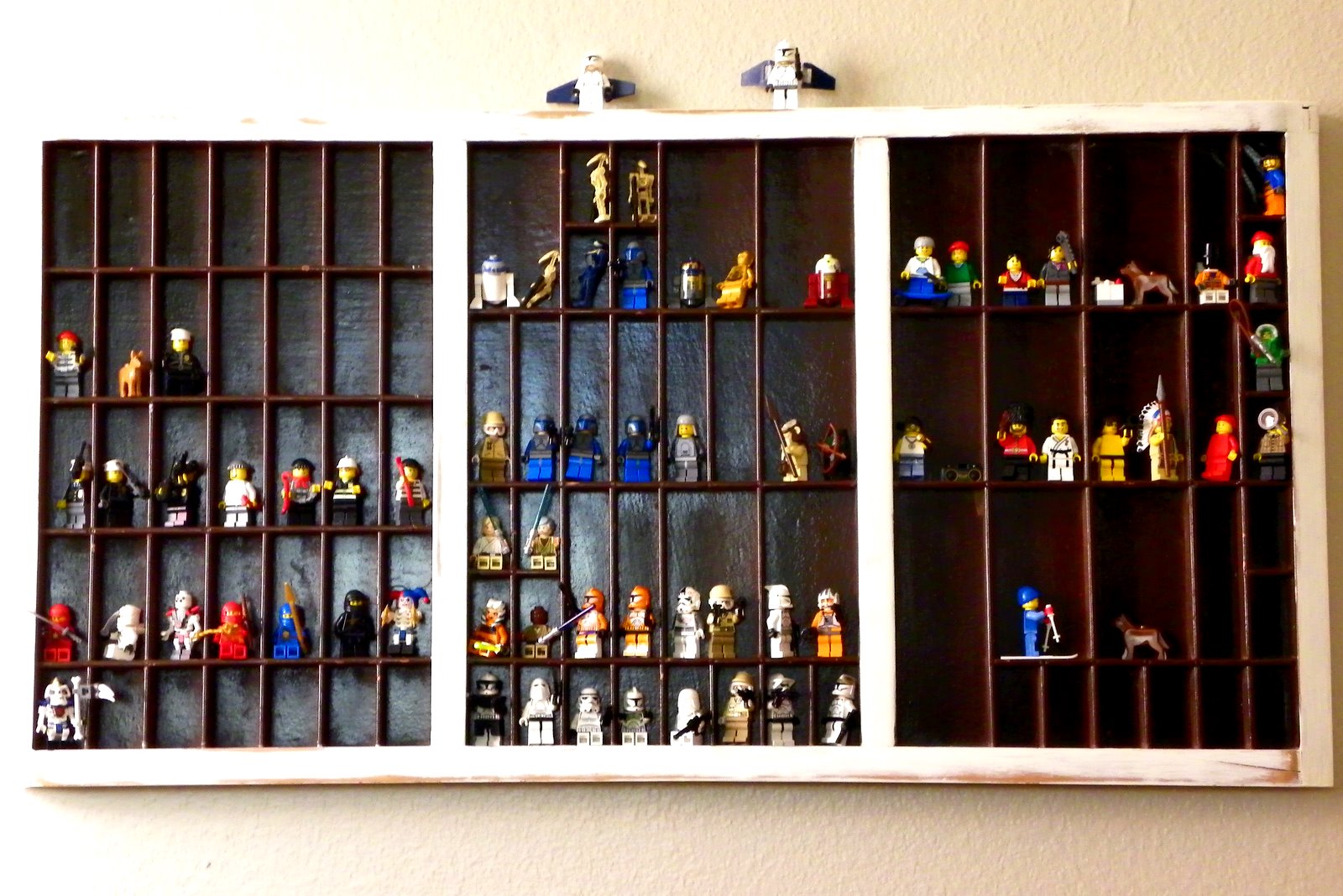Days to Remember: Lego Display from Vintage Drawer