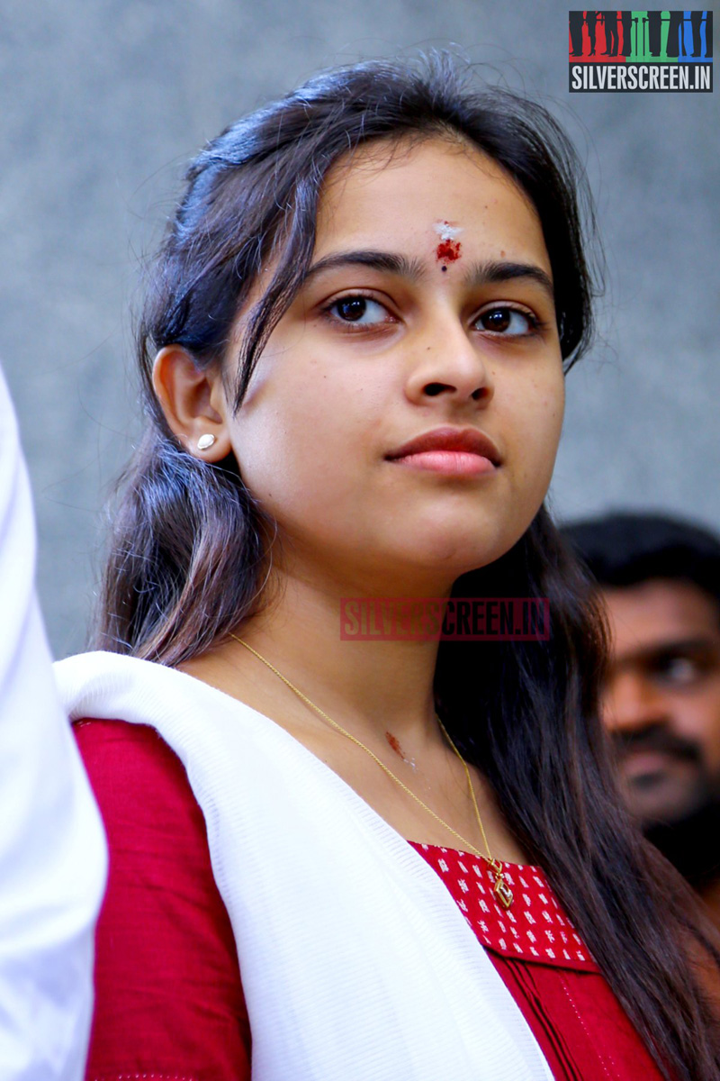 Indian film Actress Sri Divya Hd Photos And Images - TOP 10 INDIAN CINEMA