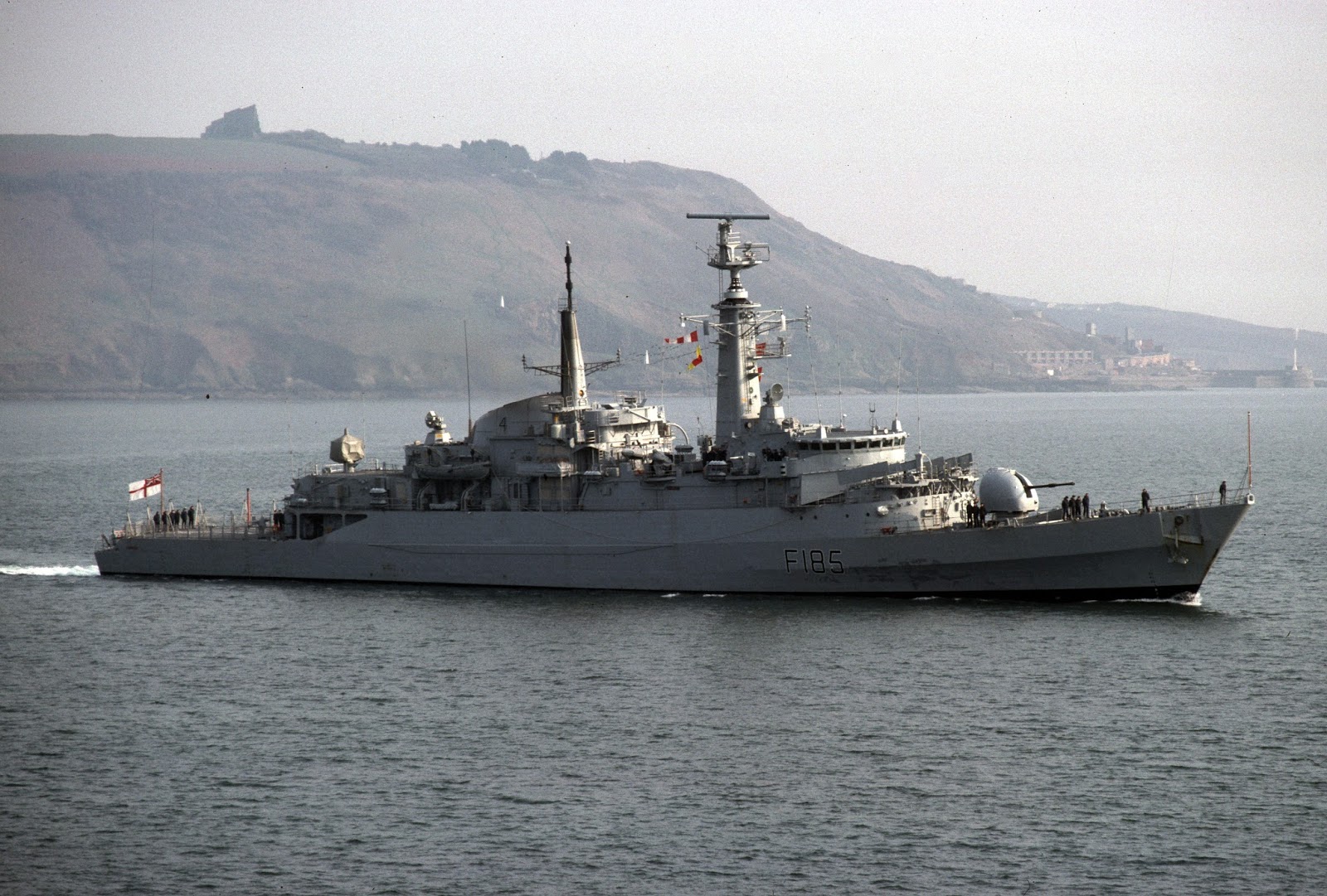 BRIAN'S SHIPPING PHOTOS: BRITISH WARSHIPS ONE
