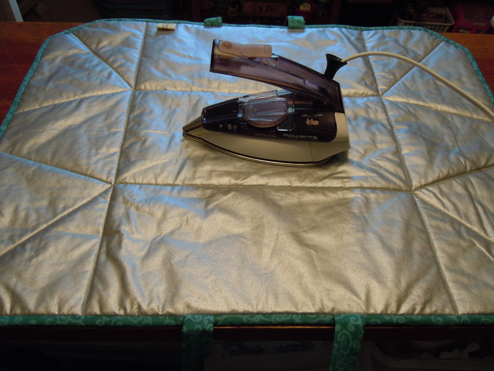 The Painted Quilt: Easy-Peasy Travel Iron Caddy