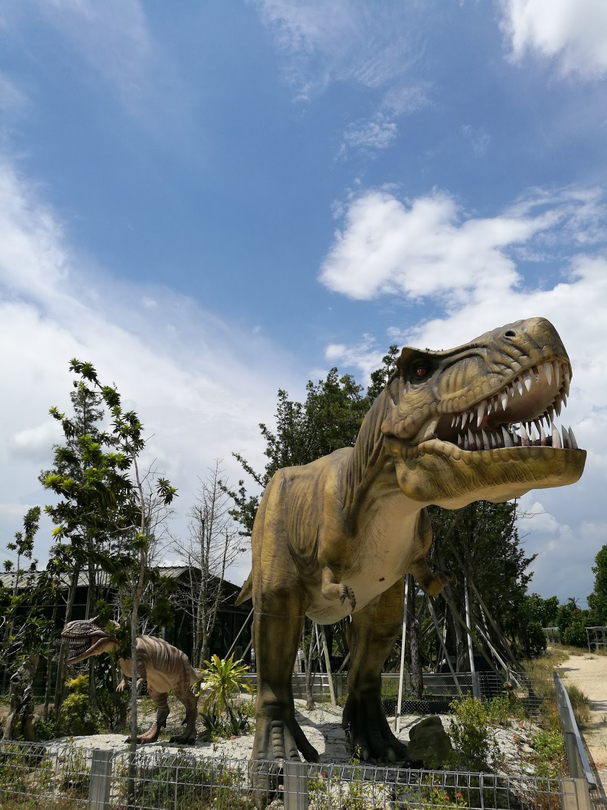 Don Hu Jurassic Park Garden Muar