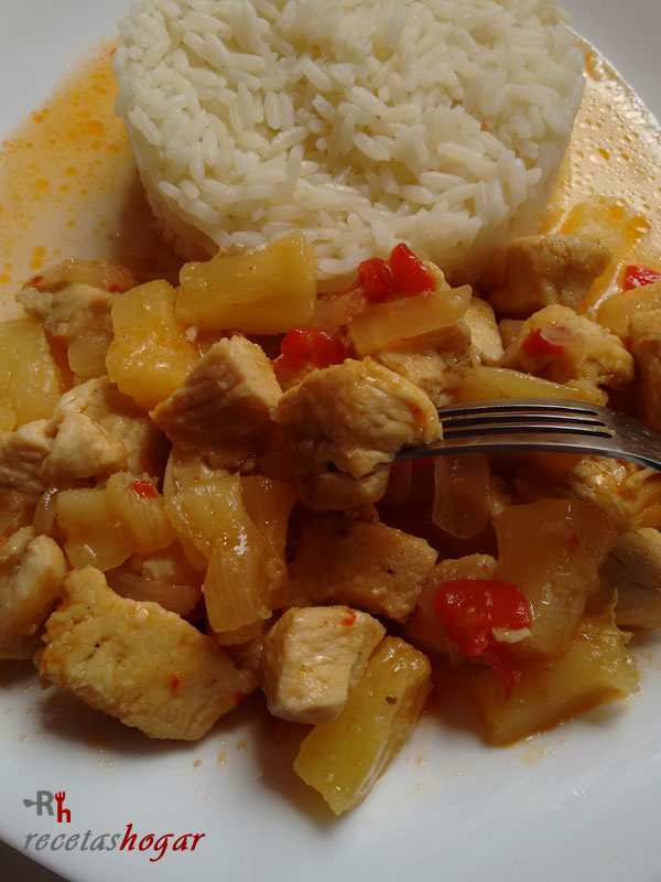 Pollo con piña - Receta de cocina casera
