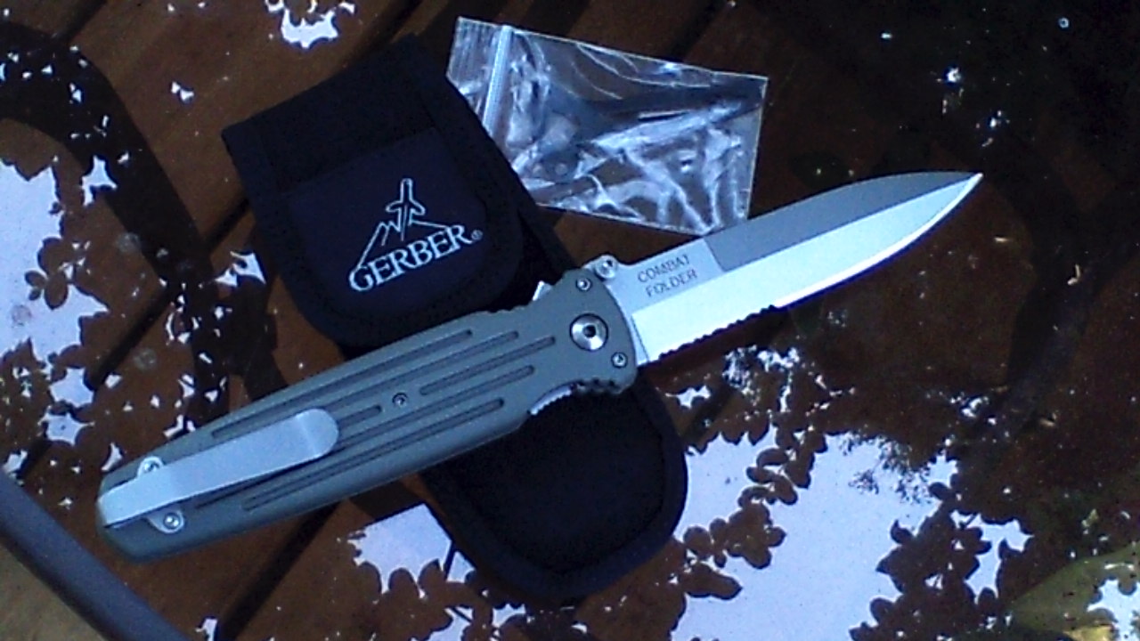 STRsBack Yard Knife Works: Gerber Applegate/Fairbairn Combat Folder ...