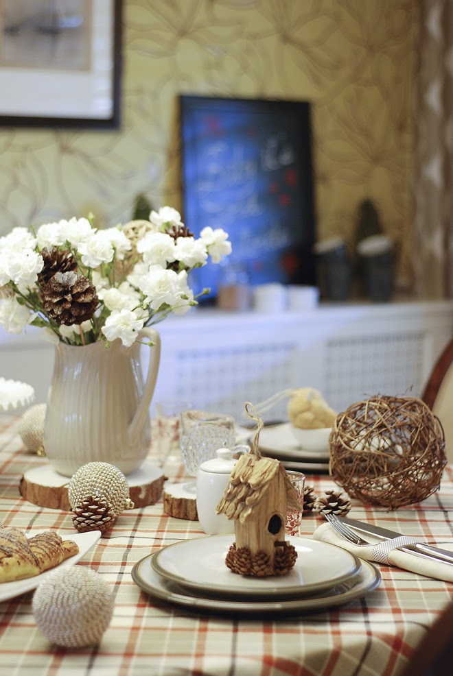 A Rustic Holiday Table with Canadian Tire - Rambling Renovators