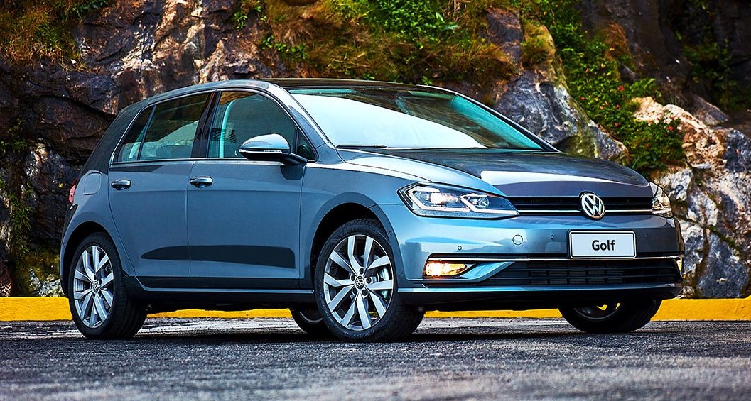 Volkswagen Golf Hatch e Variant chegam reestilizados à linha 2018