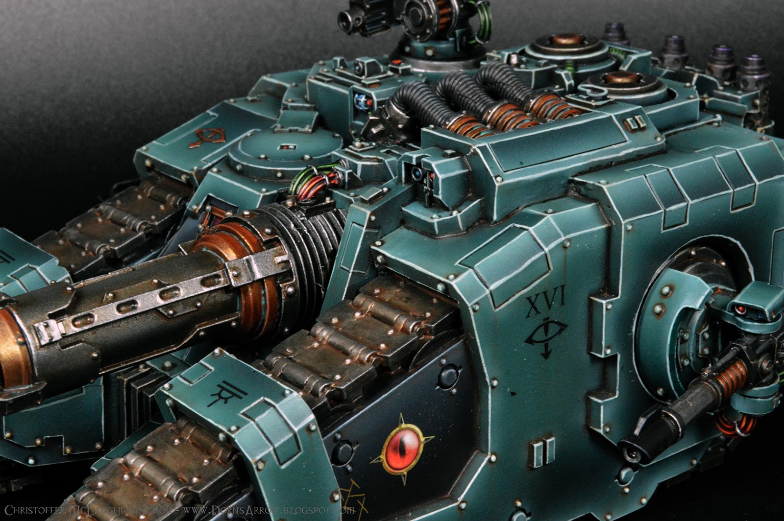 Dorn's Arrow: Sicaran Venator - Sons of Horus