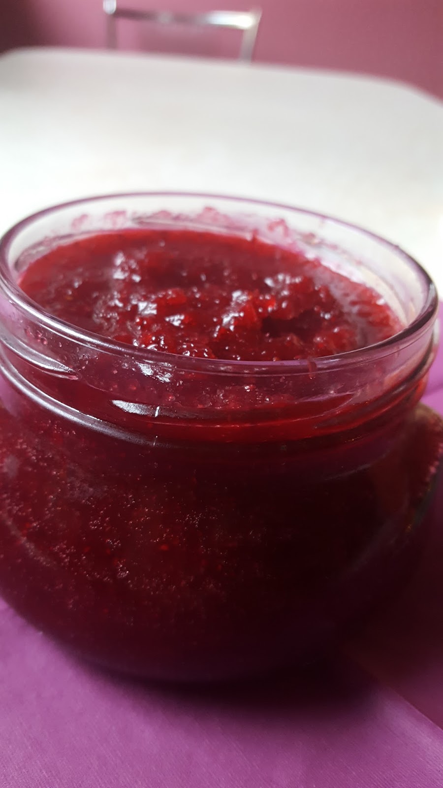 Jurgitos skanumai...: Spanguolės su medumi