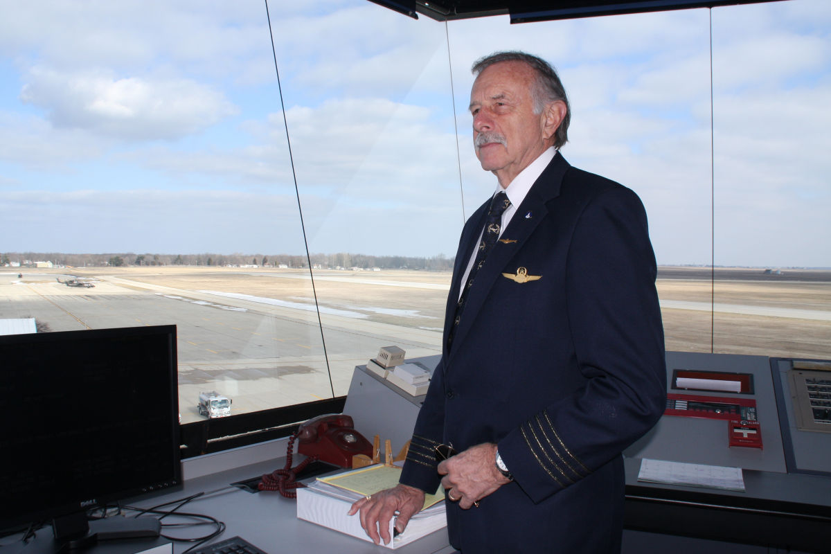 Kathryn's Report: Longtime pilot landing career with Federal Aviation ...