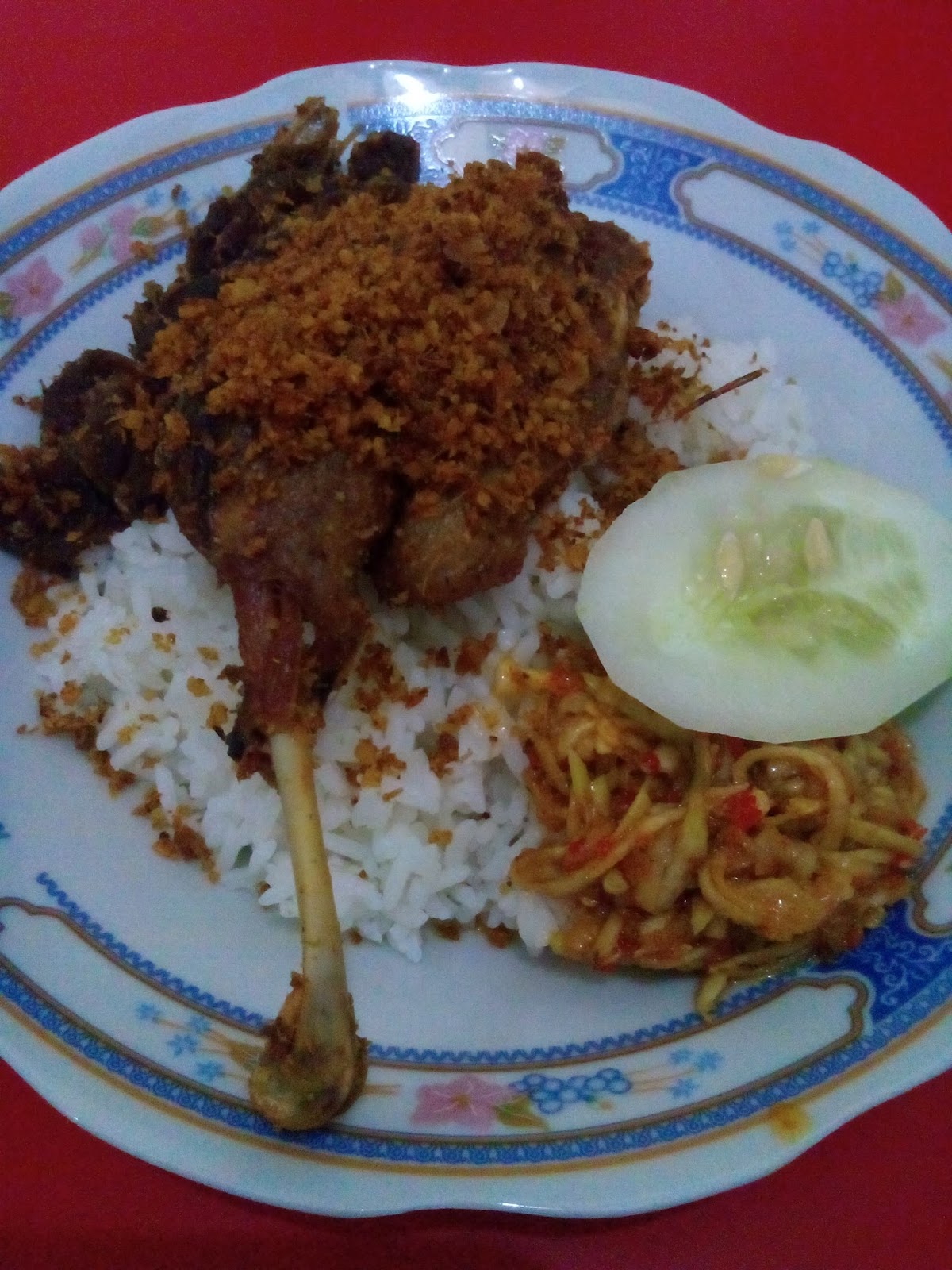 Kuliner Bebek Sinjay Bangkalan di Gresik
