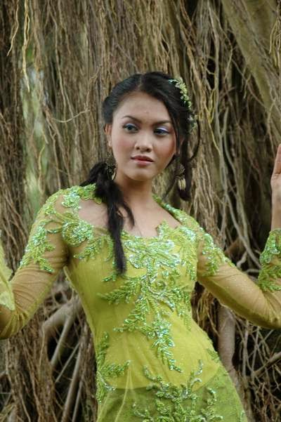 Actress Photos- Wallpapers: Indonesia Sexy Models Foto Cewek Ivne