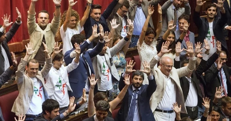 Il risveglio dei cinque stelle