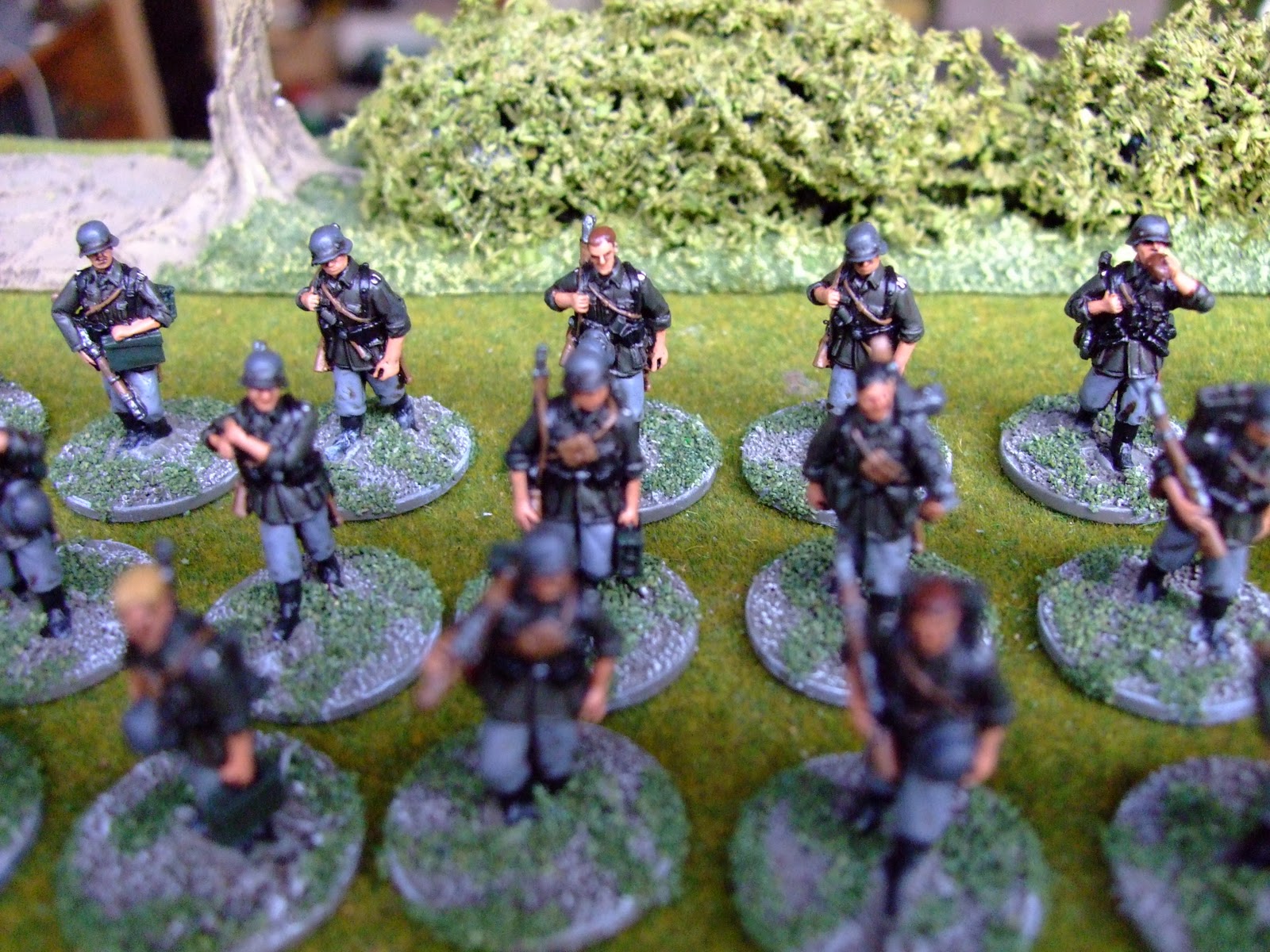 The Angry Lurker: Completed 20mm WW2 German Infantry Platoon.