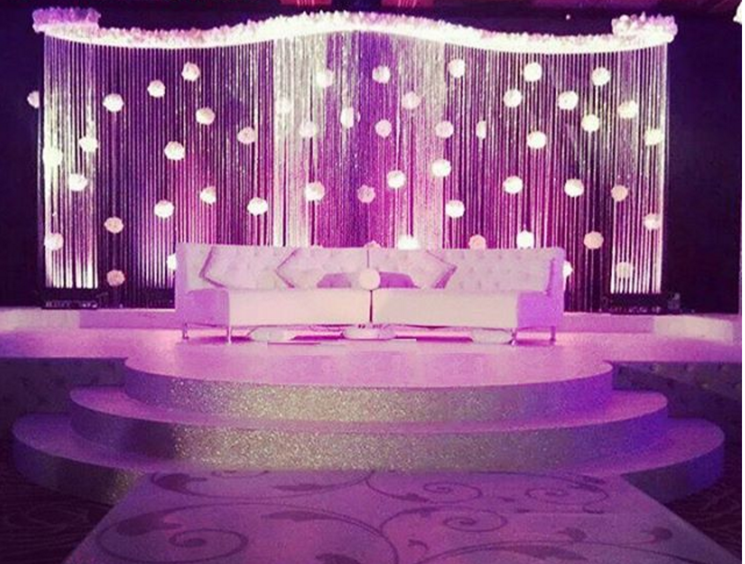 Decoración del escenario para fotos de la fiesta de boda