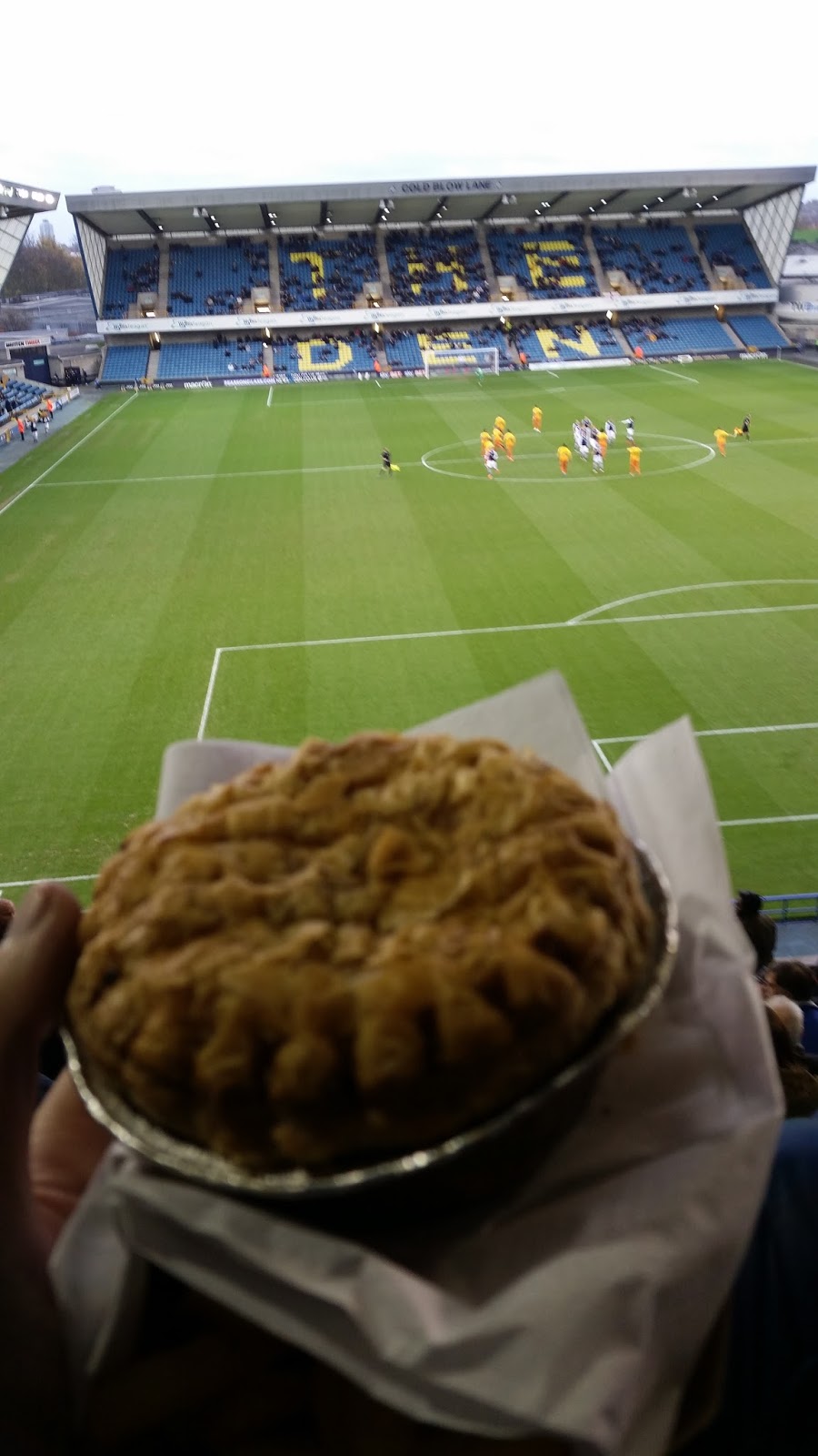 Pierate - Pie Reviews: Goal-Den Football Pies at Millwall?