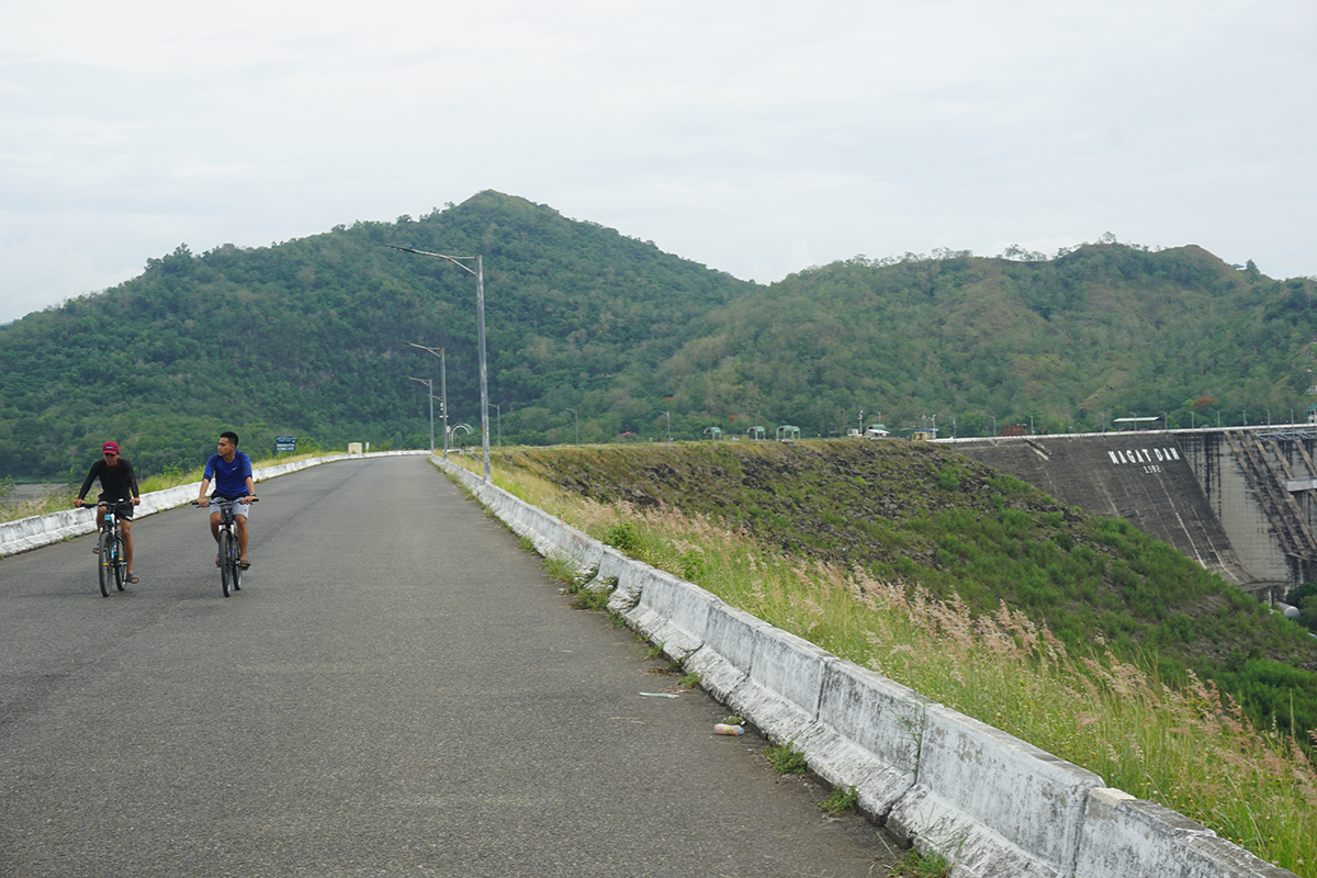 Visiting Isabela's Magat Dam | Farm Boy in the City