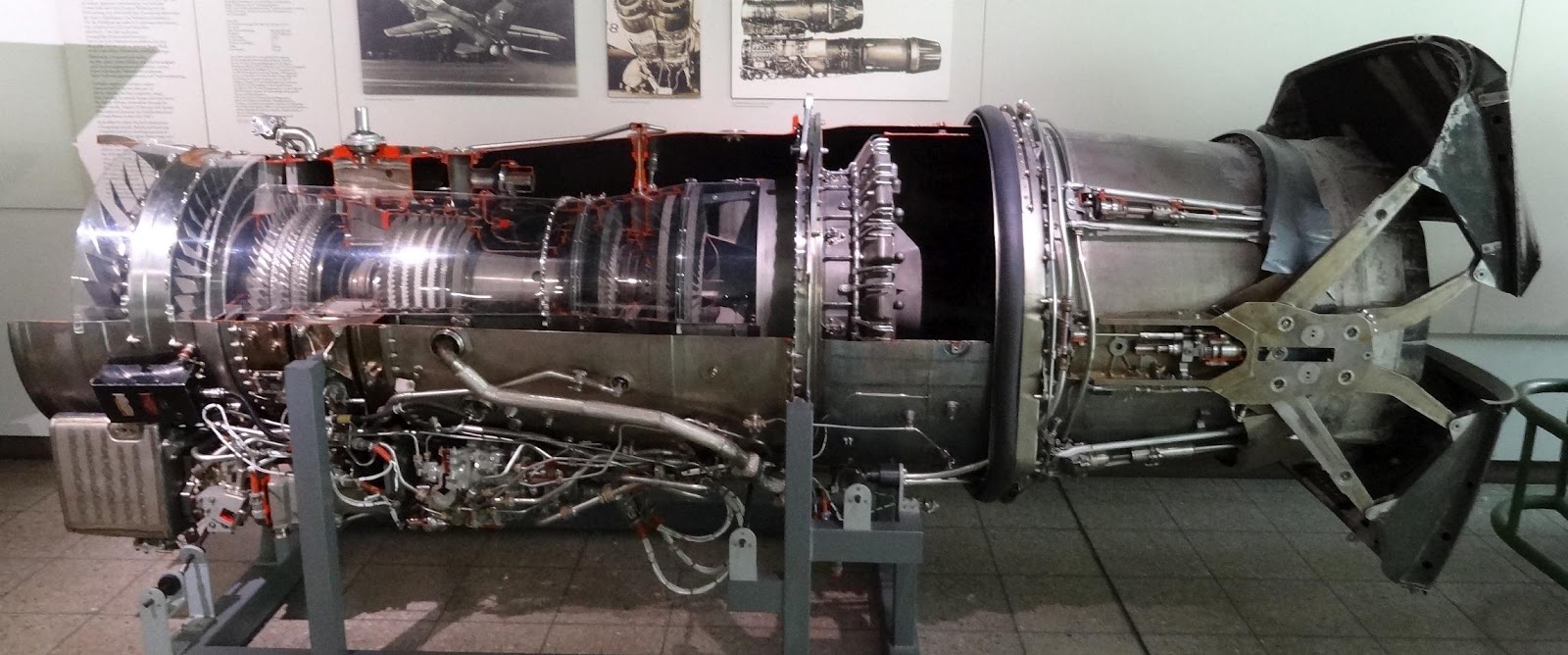 Plastic Models on the Internet: Aircraft walkaround vol.11: Panavia Tornado