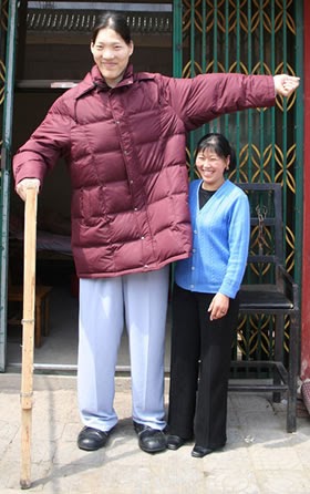 Profile of the world's tallest woman | asbaquez.com