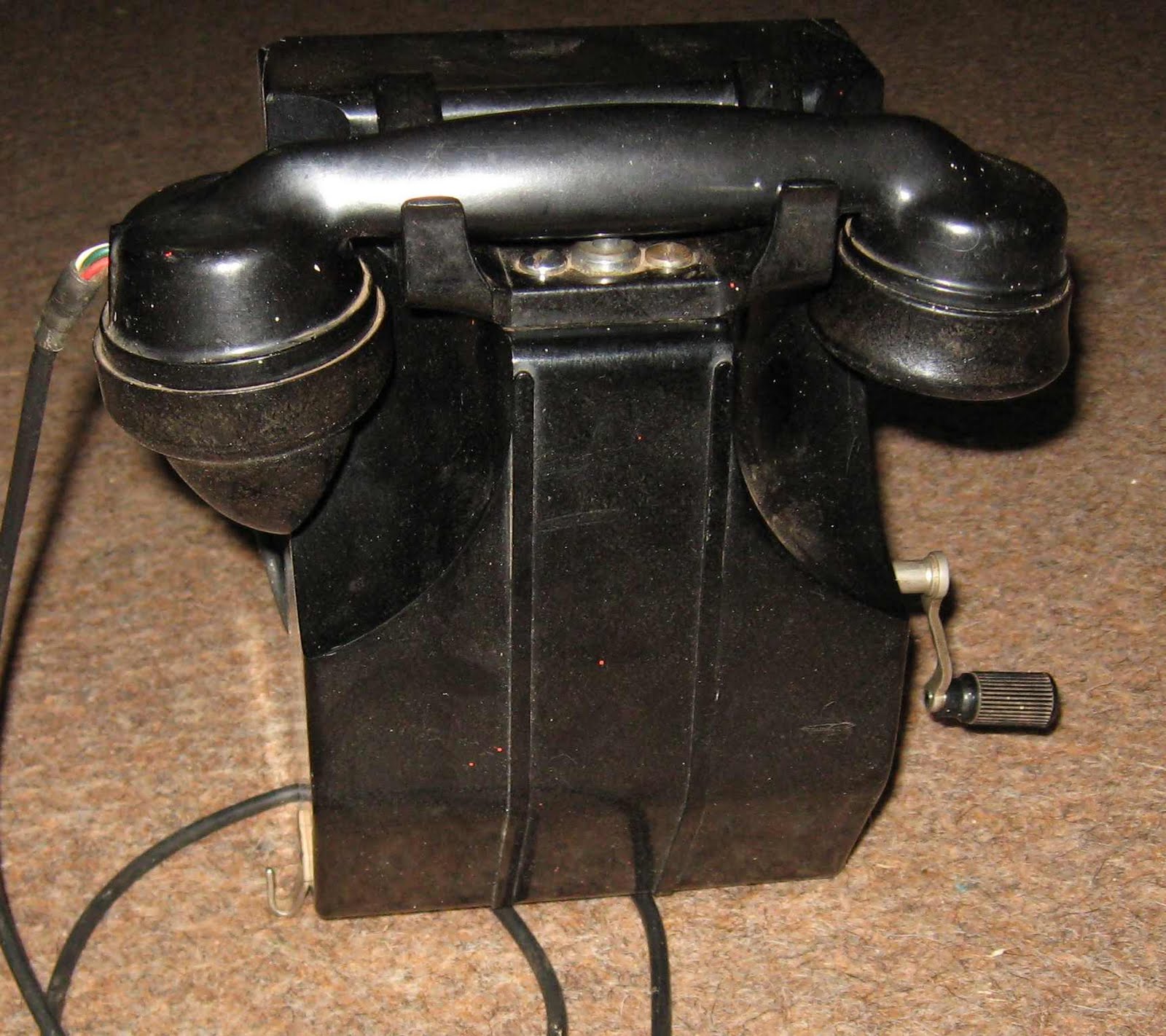 Berg Telephone & Telegraph: Photo's of The Collection