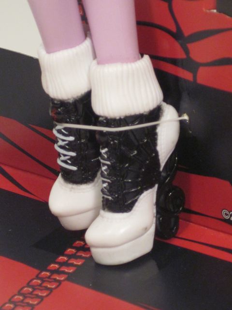 Monster High Review: Nefera De Nile and Operetta | The Toy Box Philosopher