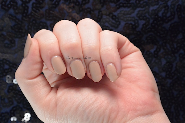 The Fancy Side: Zoya Taylor