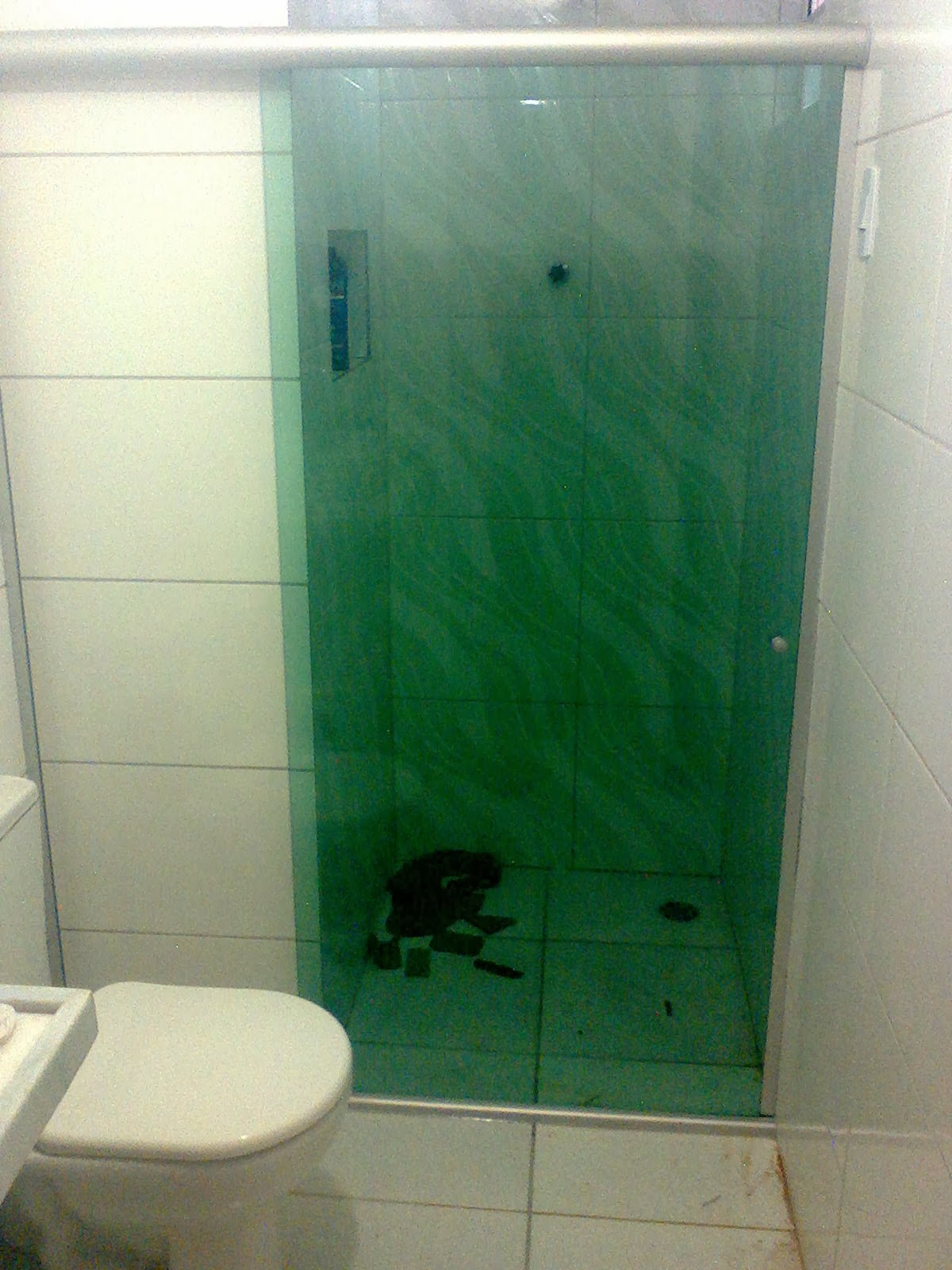 Bazar do Alumínio: BOX BLINDEX PARA BANHEIRO, CONFIRA NOSSOS SERVIÇOS