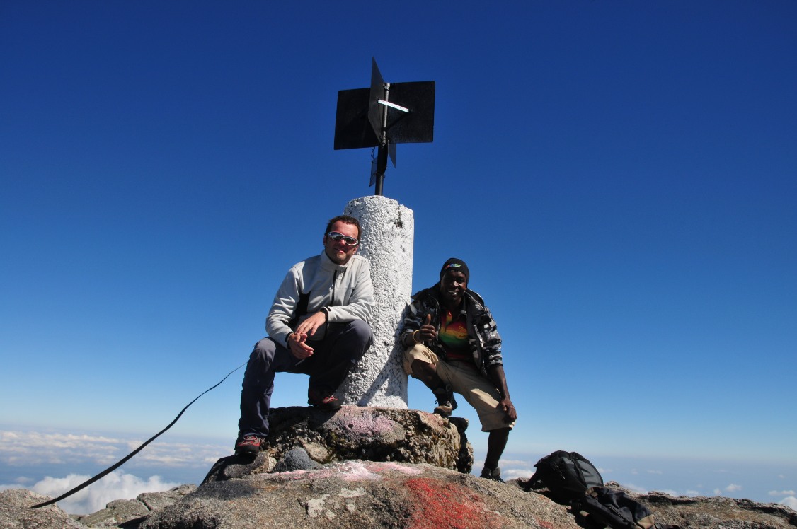 With a backpack through Africa: Mulanje Mountains / Sapitwa Peak (3002m)