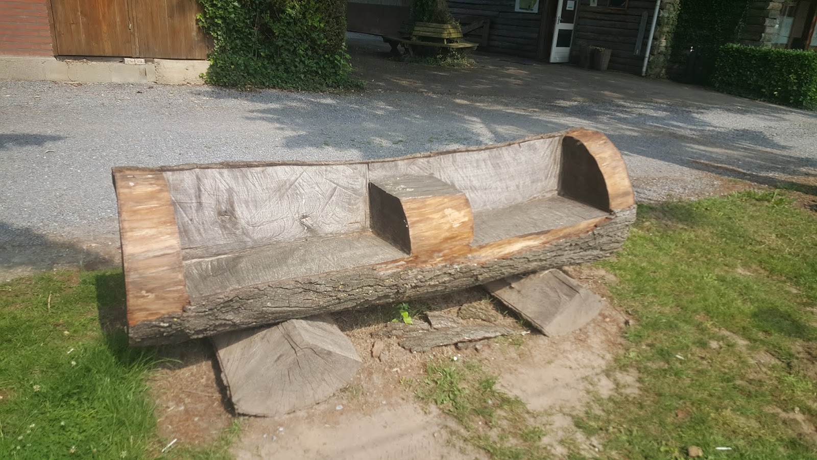 benchsite: An Alphabet of Dutch Benches