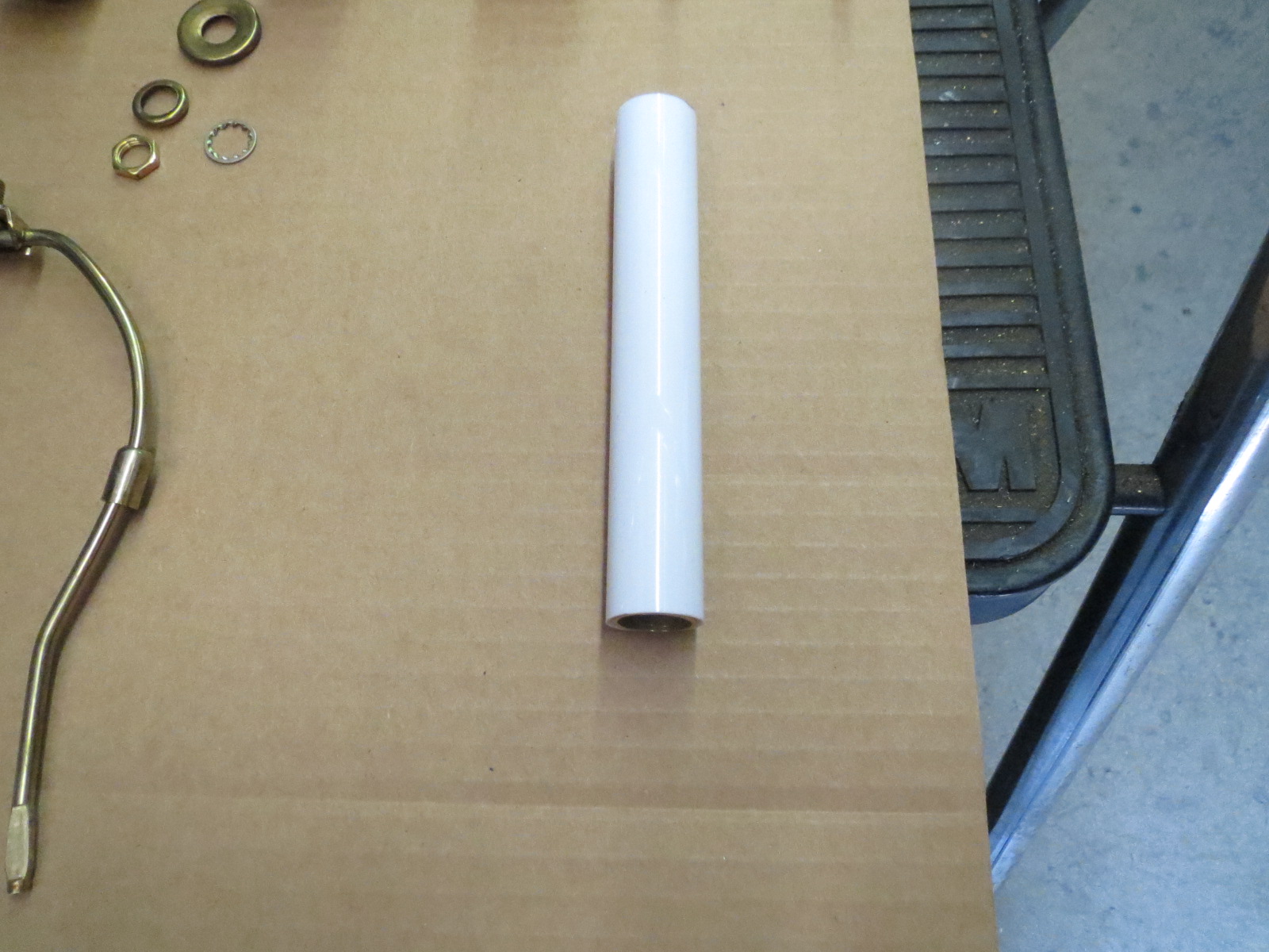 Lamp Parts and Repair | Lamp Doctor: Table Lamp With Busted Plastic ...