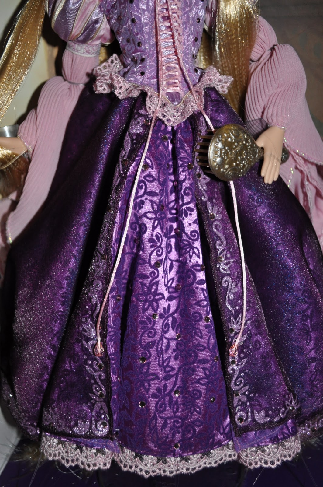 Disney Pixar Fanatics Disney Store Exclusive Limited Edition Rapunzel Doll