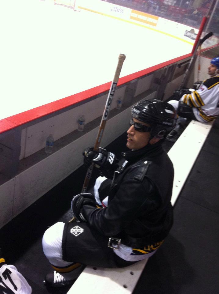 SAFETY ALWAYS OFF - "CYRUS TPB": 2012-02-05