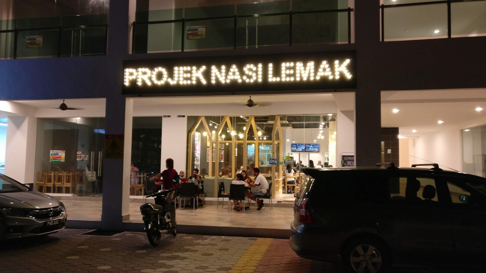 It's About Food!!: Projek Nasi Lemak @ Solaria Square