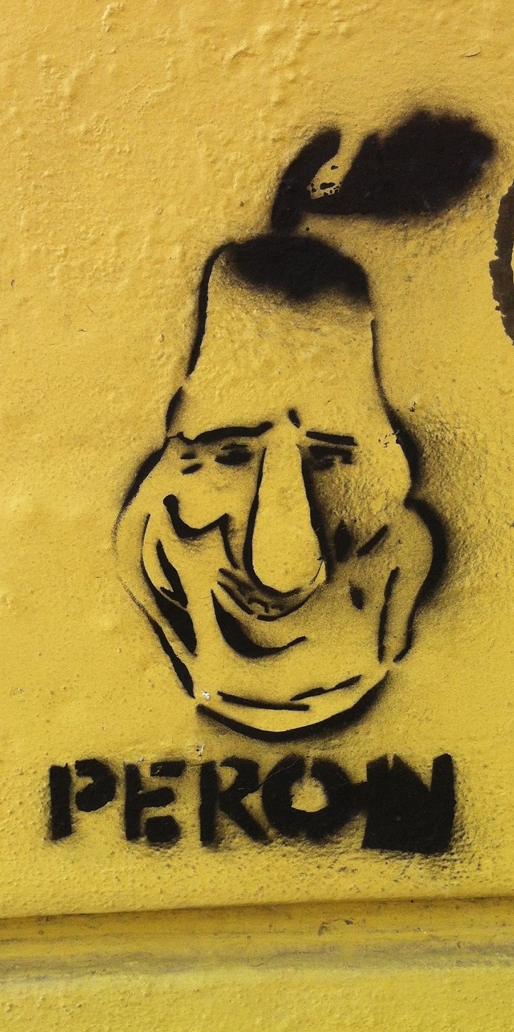 pensando la bronca: Peron , el poste, la cebra, la bicisenda y el dedo ...