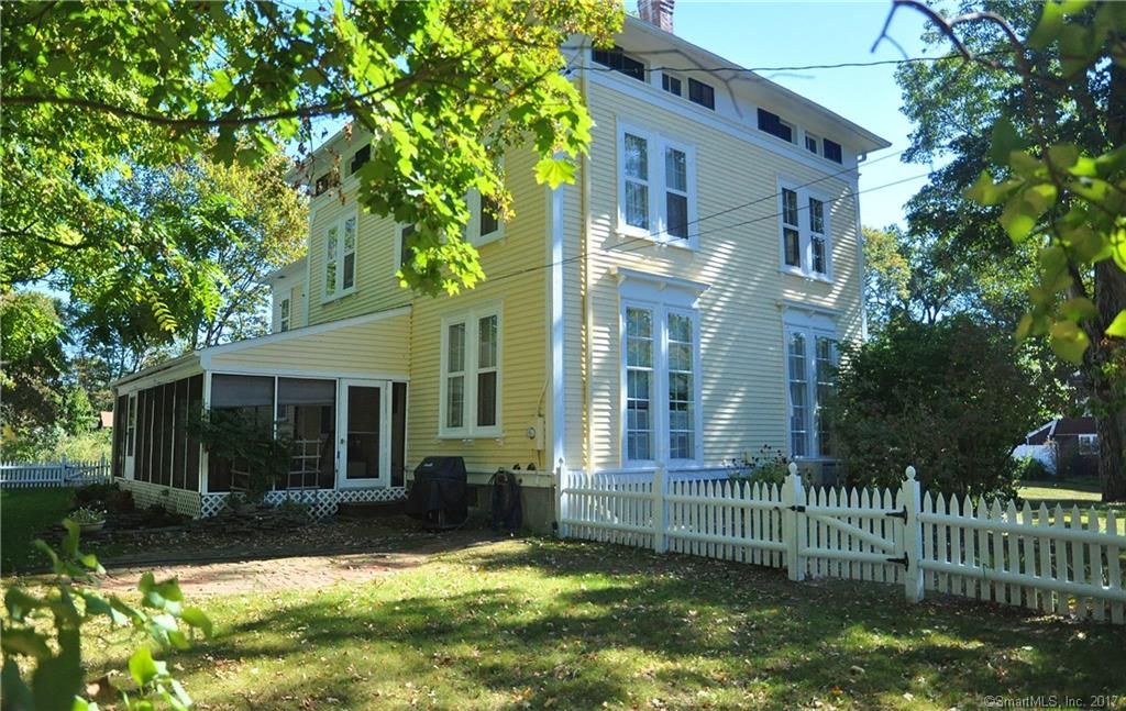 Sweet House Dreams: 1875 Victorian in Unionville, Connectucut