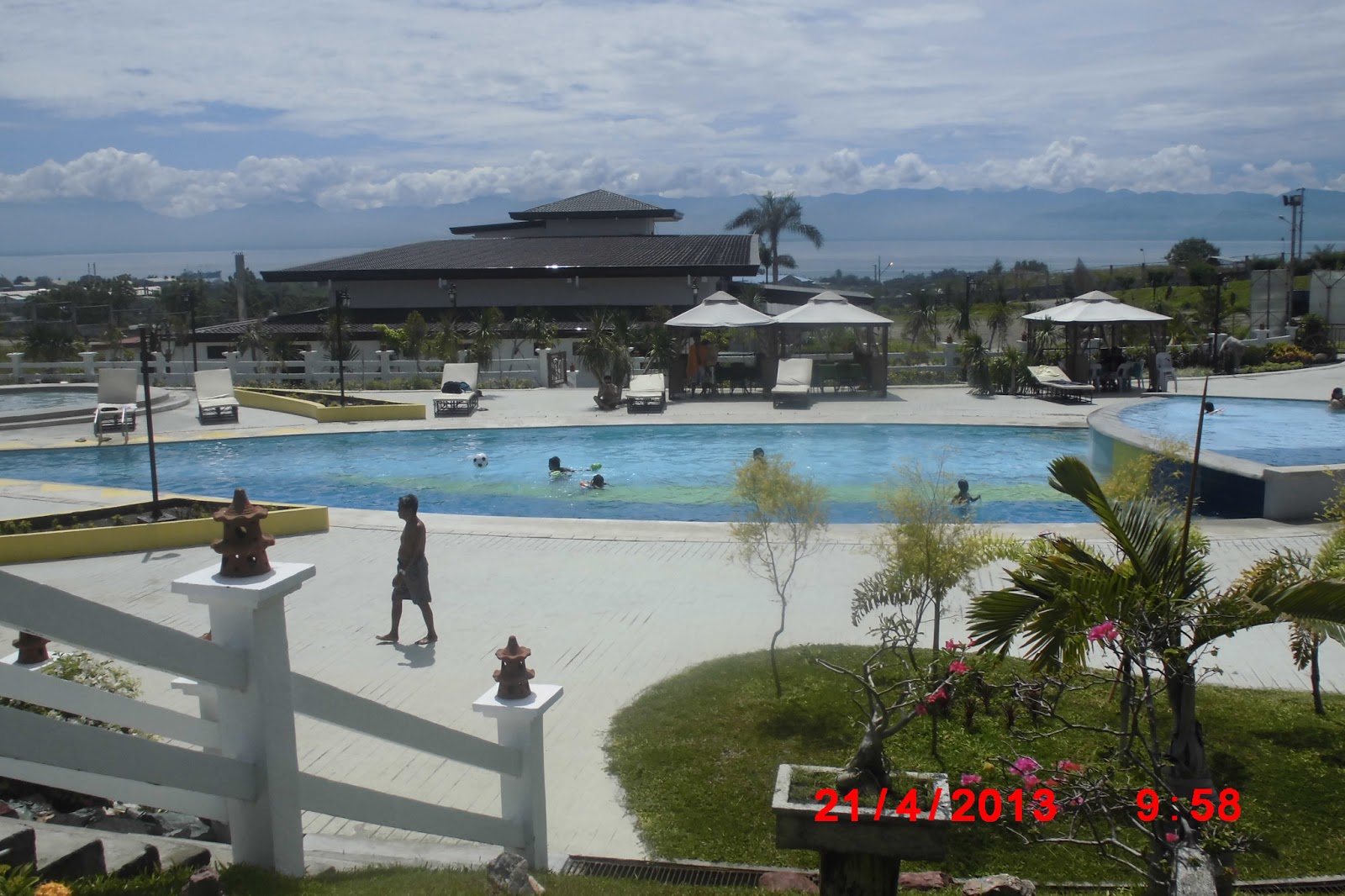 On the Go....: Mt. Sabrina Resort