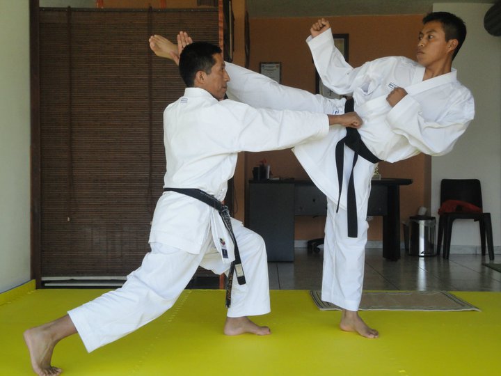 CLUB DE KARATE DO YOSHITAKA