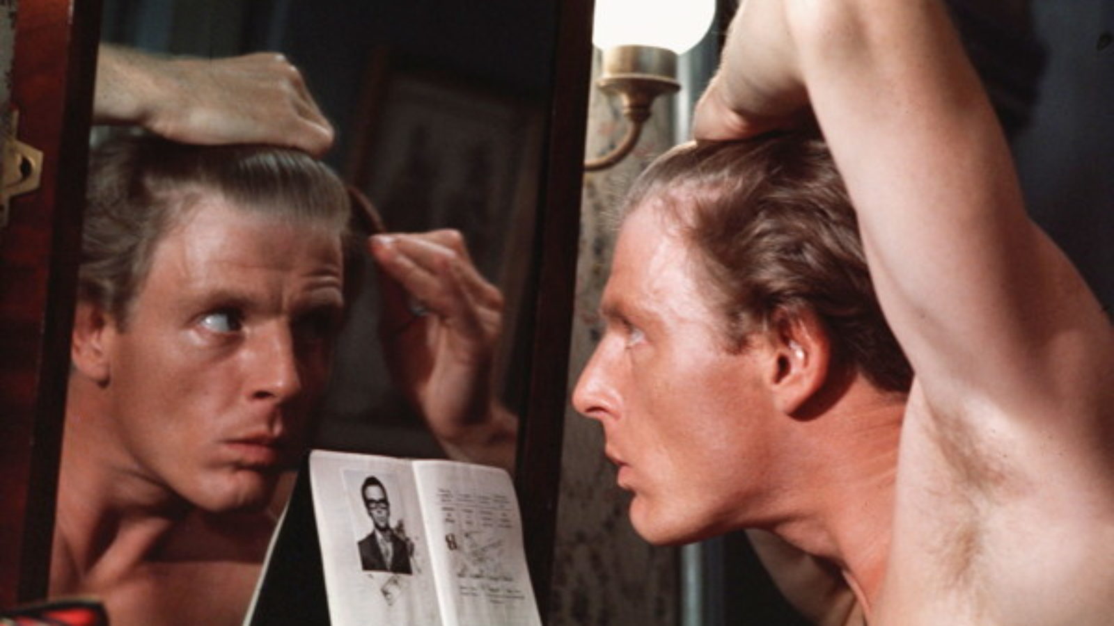 The Passing Tramp: All That Glitters Is Not Gold: Felicity Worthington ...