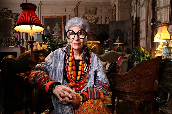Alice's little box: Iris Apfel Style
