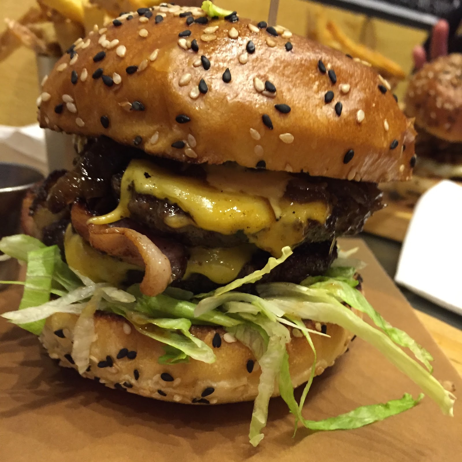 #BurgerTours: Special Burger Review: Hambrgr